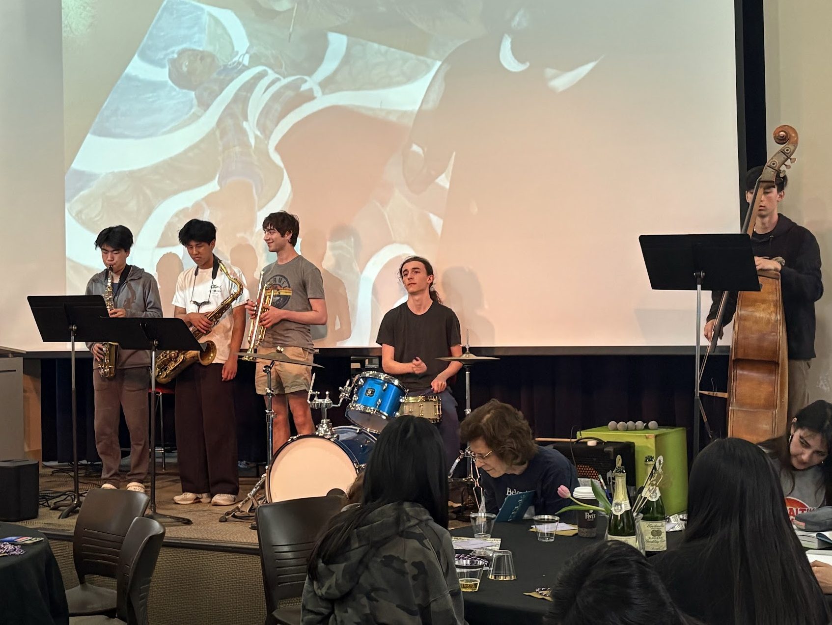 Art celebration spotlights seniors – The Paly Voice